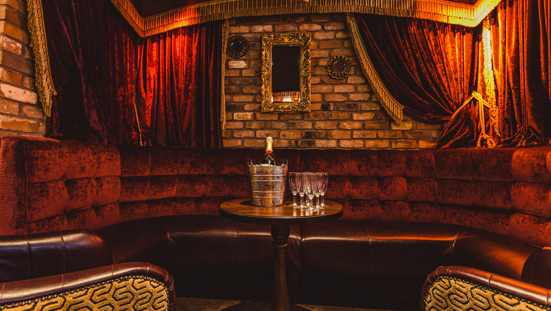 Book Your Tickets Here | The Castle Late Night Venue Westport